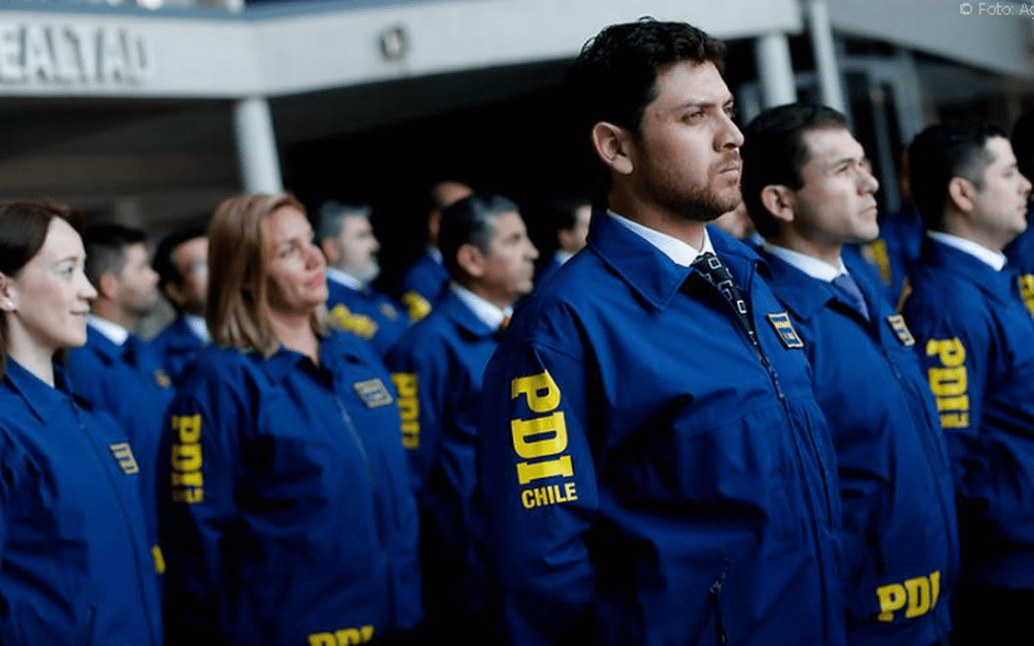 Cuál es el puntaje mínimo PSU para ingresar a la PDI en Chile